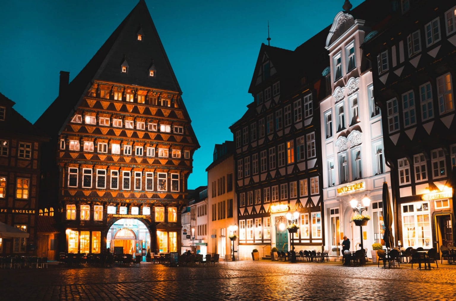 YFU Student Exchange programs: Experience your world! 25+ destinations